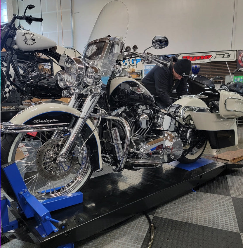 DEAD CENTER CYCLES – Dead Center Cycles